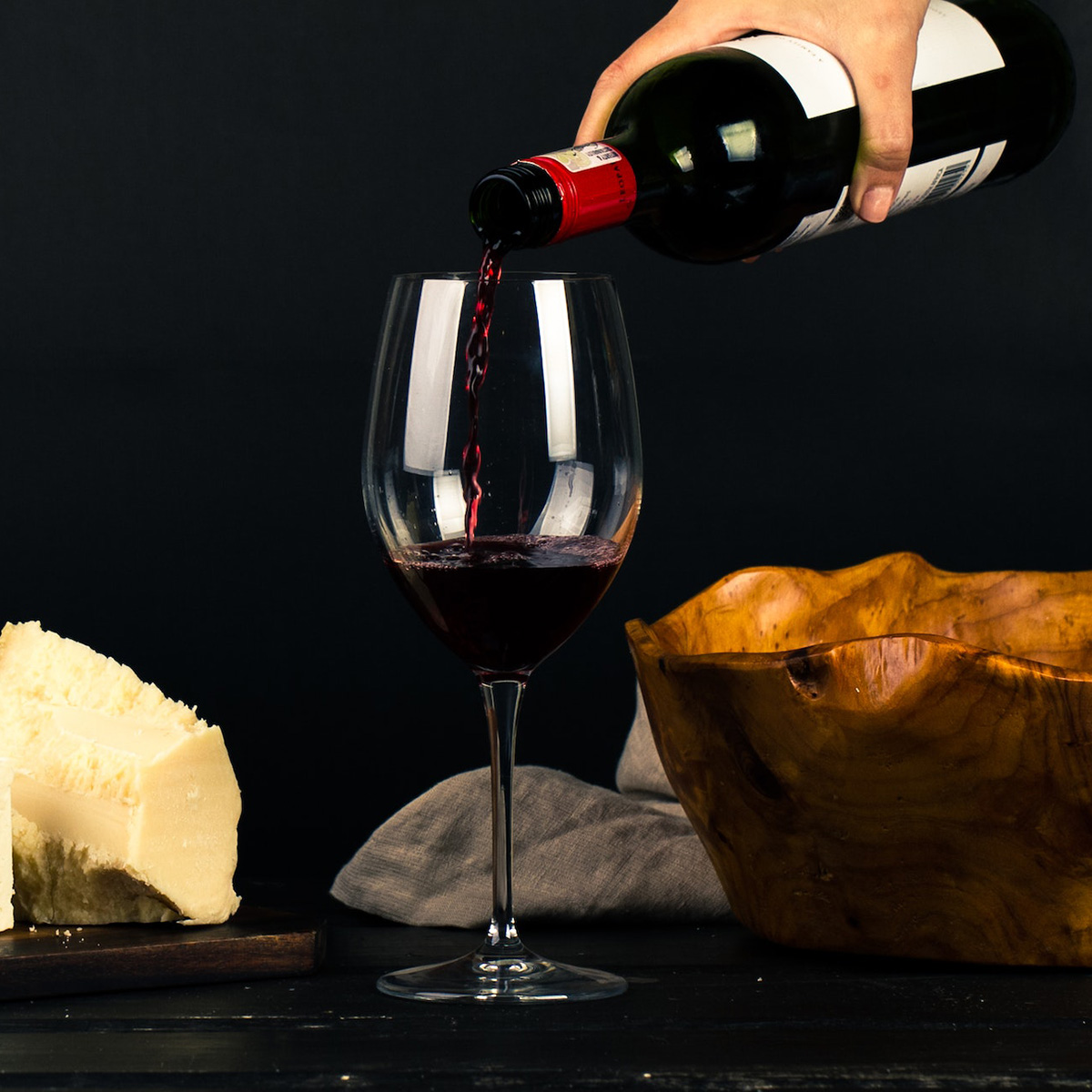 How to Design an Eye-Catching Wine Label? - Zllabel